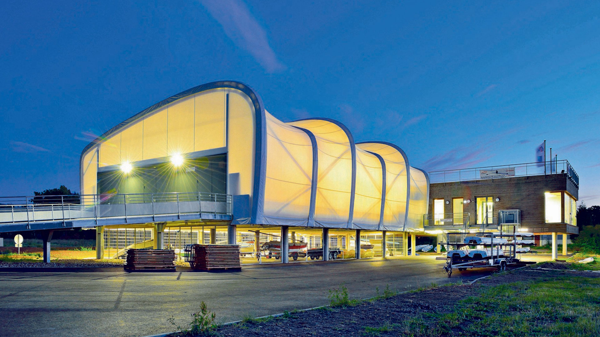 Nautical building | LAIX