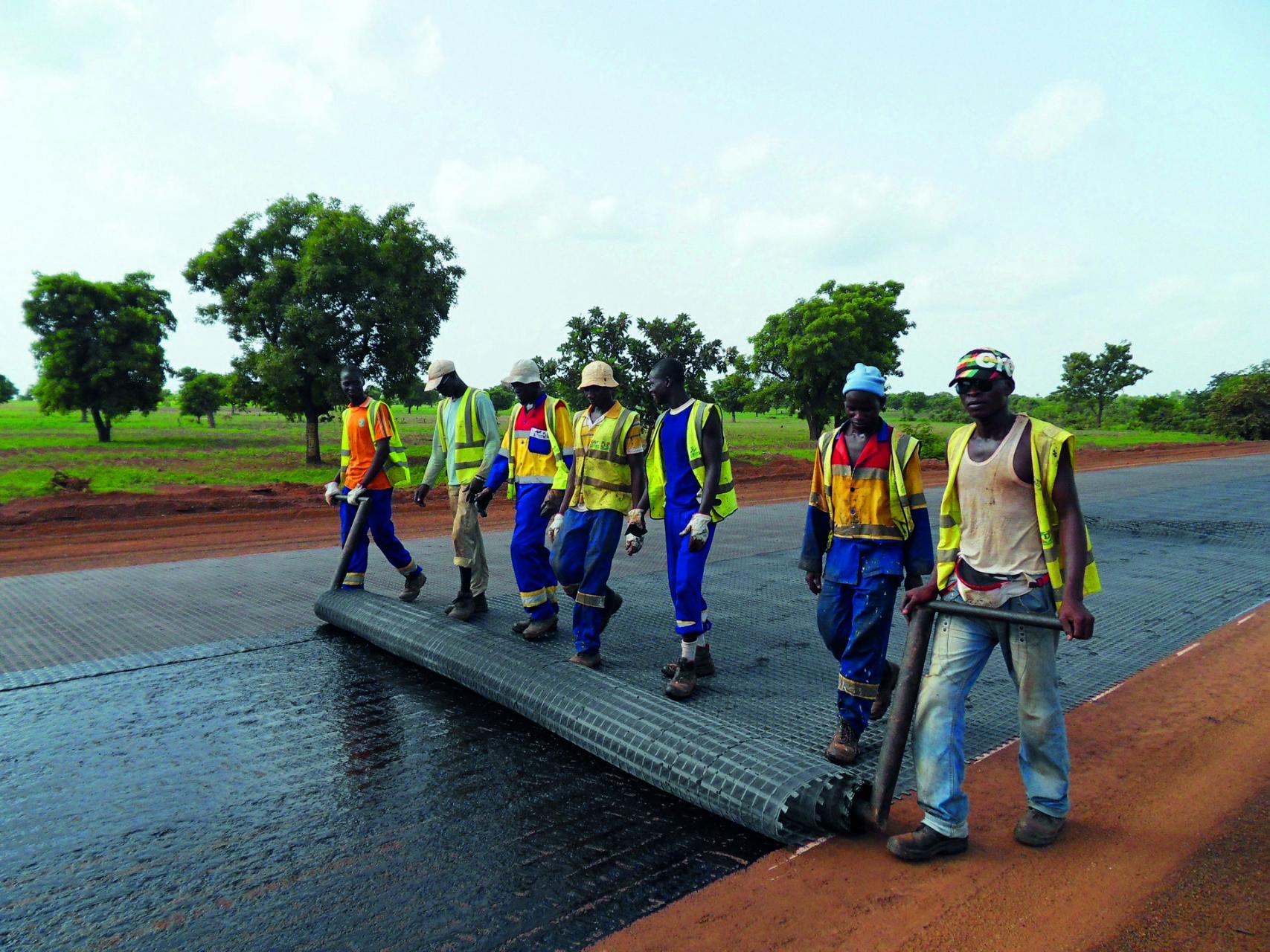 Road Works Between No 01 And Sakoinsé Boromo Burkina Faso Laix